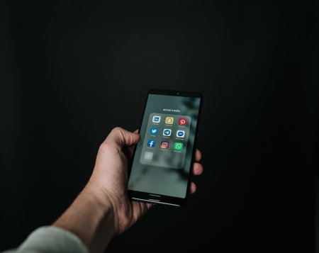 How to respond to positive, negative and neutral comments on social media